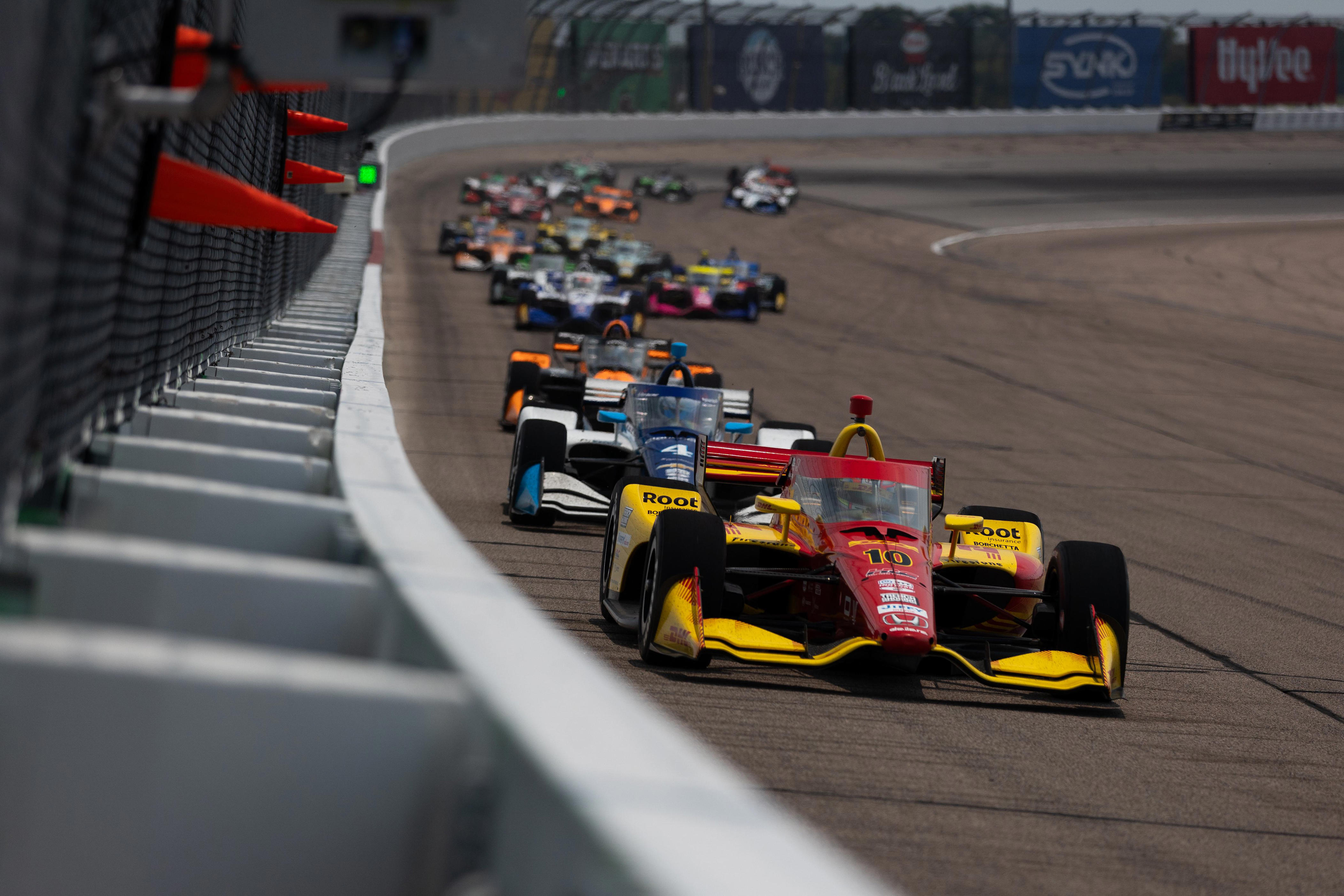 Why do ovals punish steering inputs in IndyCar?