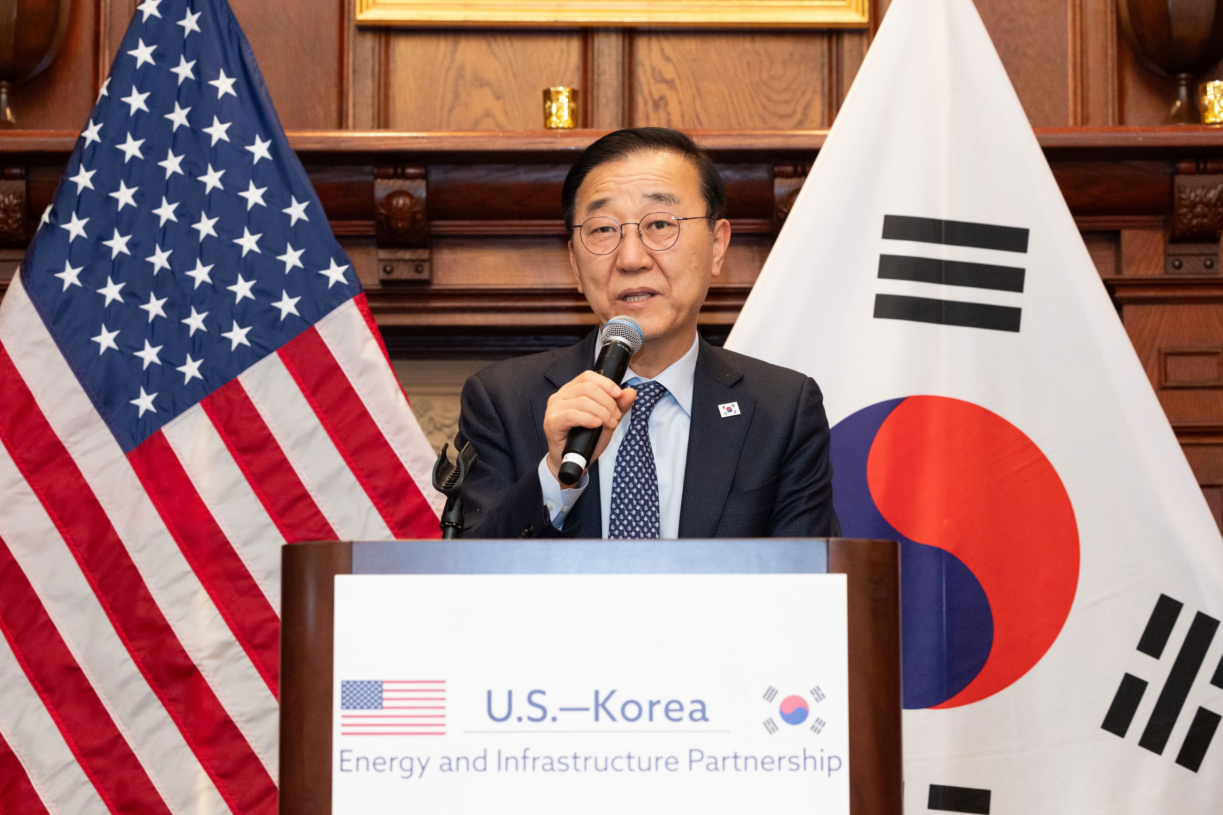 South Korea, US commemorate eco-friendly ammonia plant project launch