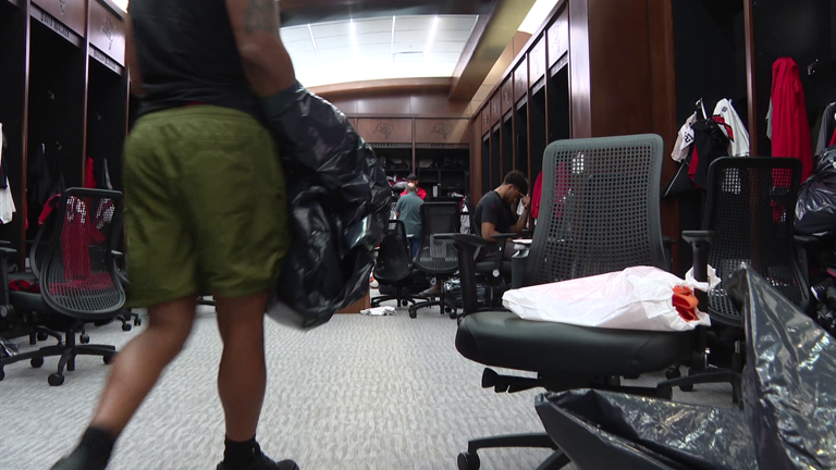 Bucs clean out lockers, host exit interviews after season ends