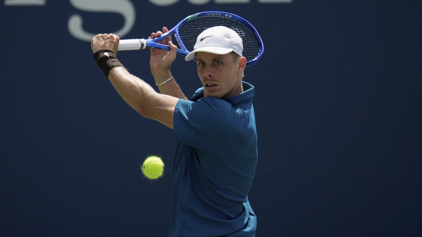 Denis Shapovalov s’incline face à Raphaël Collignon à son 1er match de 2026