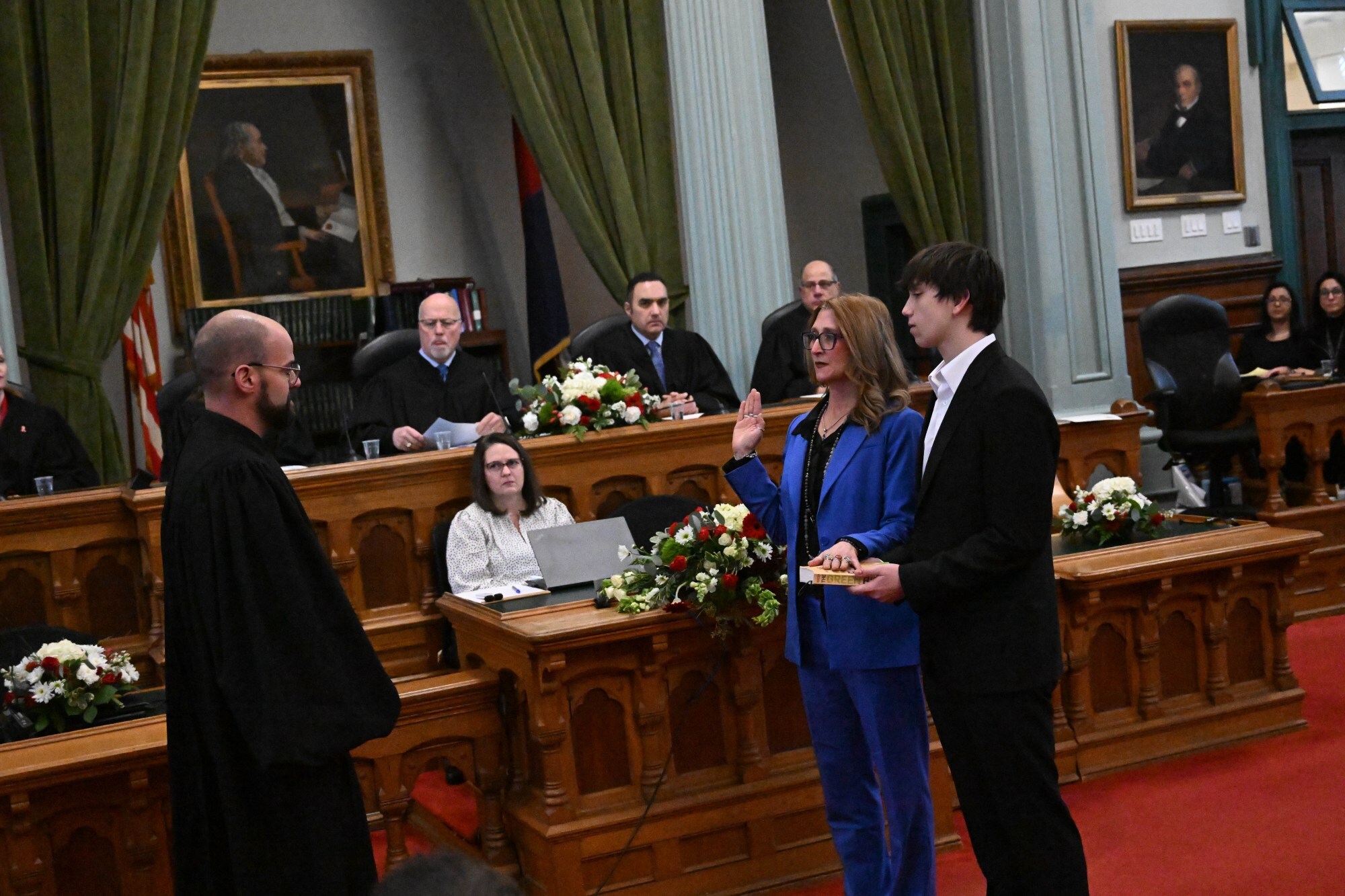 Tara Zrinski sworn in as Northampton County’s first woman executive ...