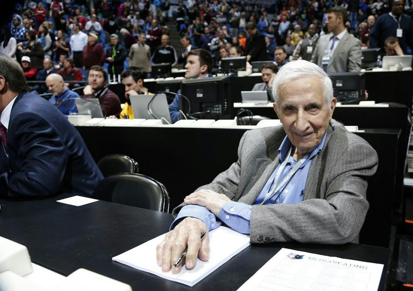 Former Star Tribune columnist Sid Hartman chosen for National Sports ...