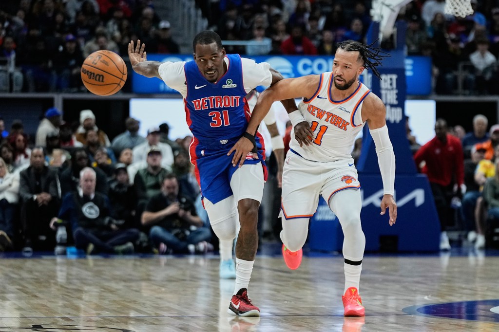 Skidding Knicks chewed up in mettle-testing loss to Pistons after James ...
