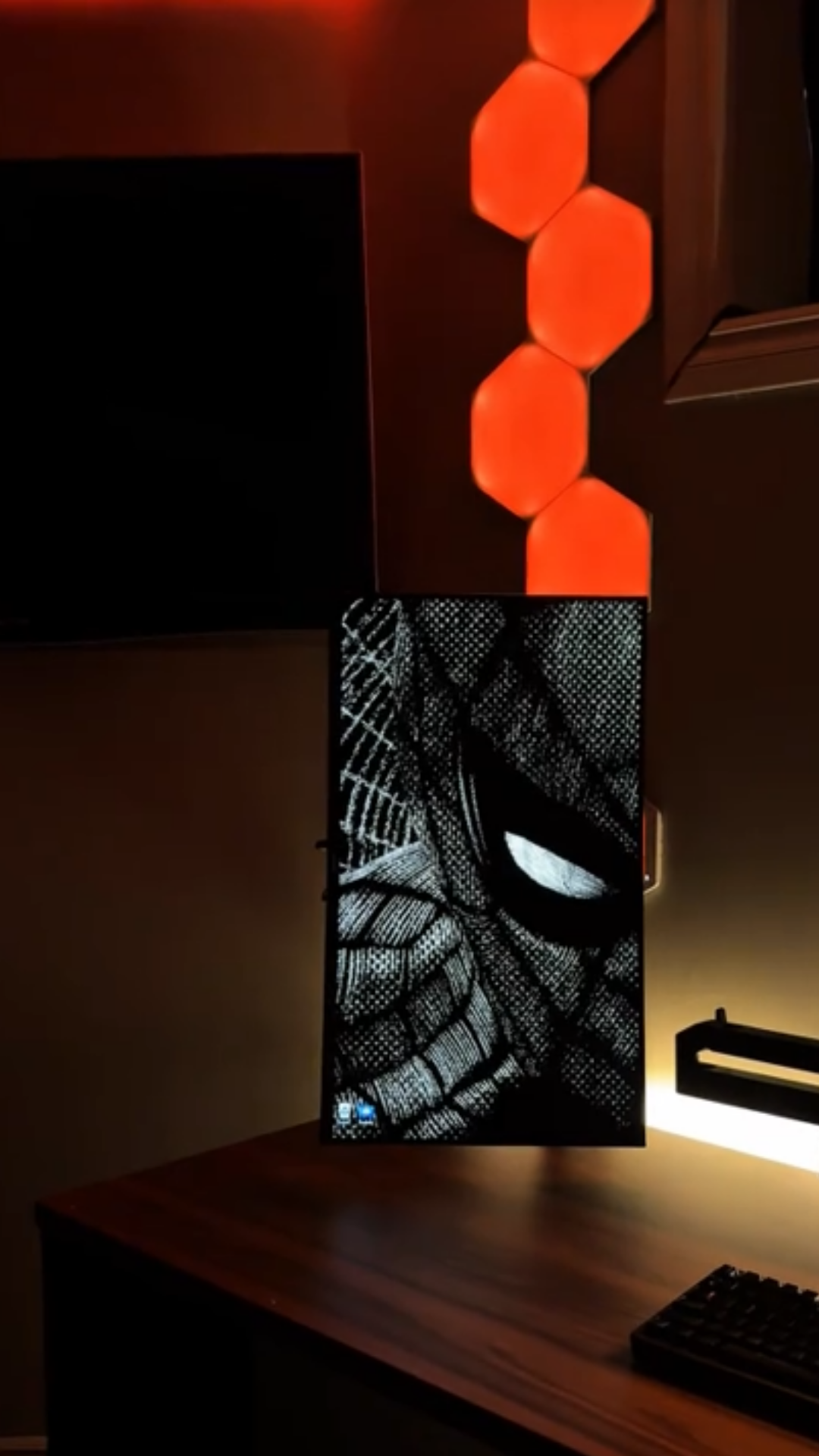 Sleek gaming PC build: Clean, organized, and black