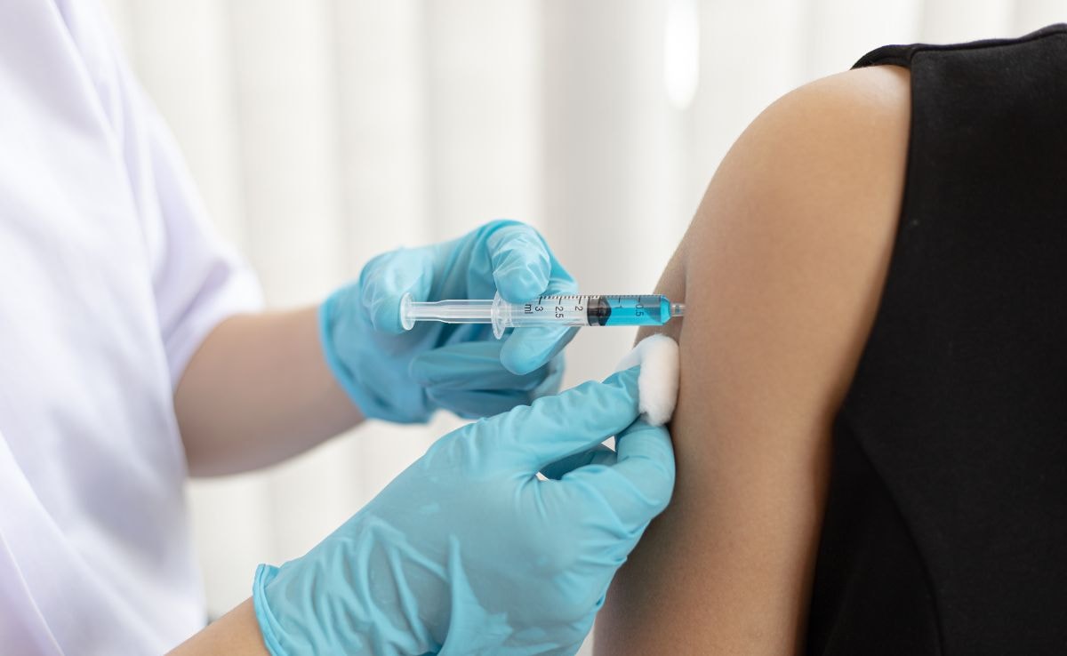 US to adopt revised childhood immunization schedule with reduced vaccines