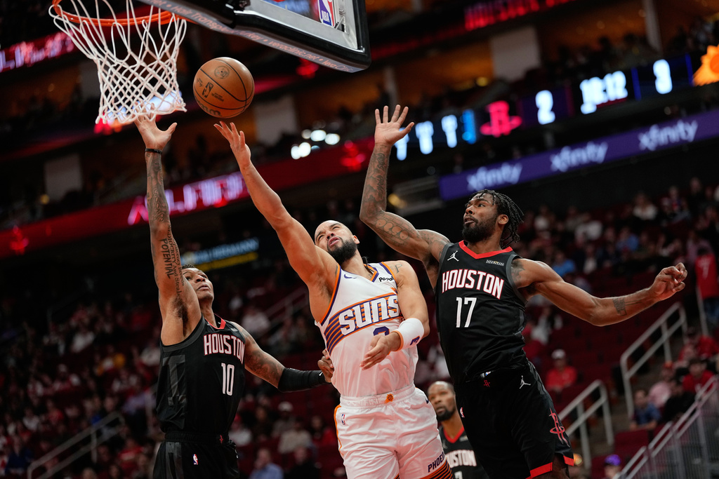 Durant's 3-pointer in final seconds gives Rockets 100-97 win over the Suns