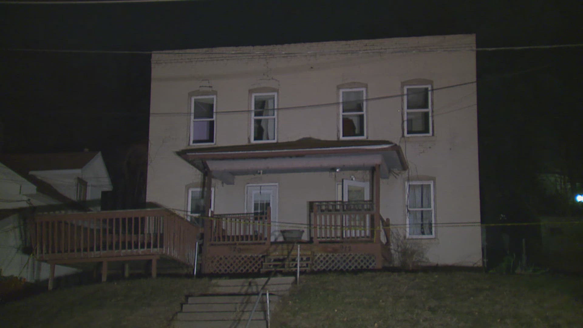 Crews set to demolish Davenport building after partial collapse