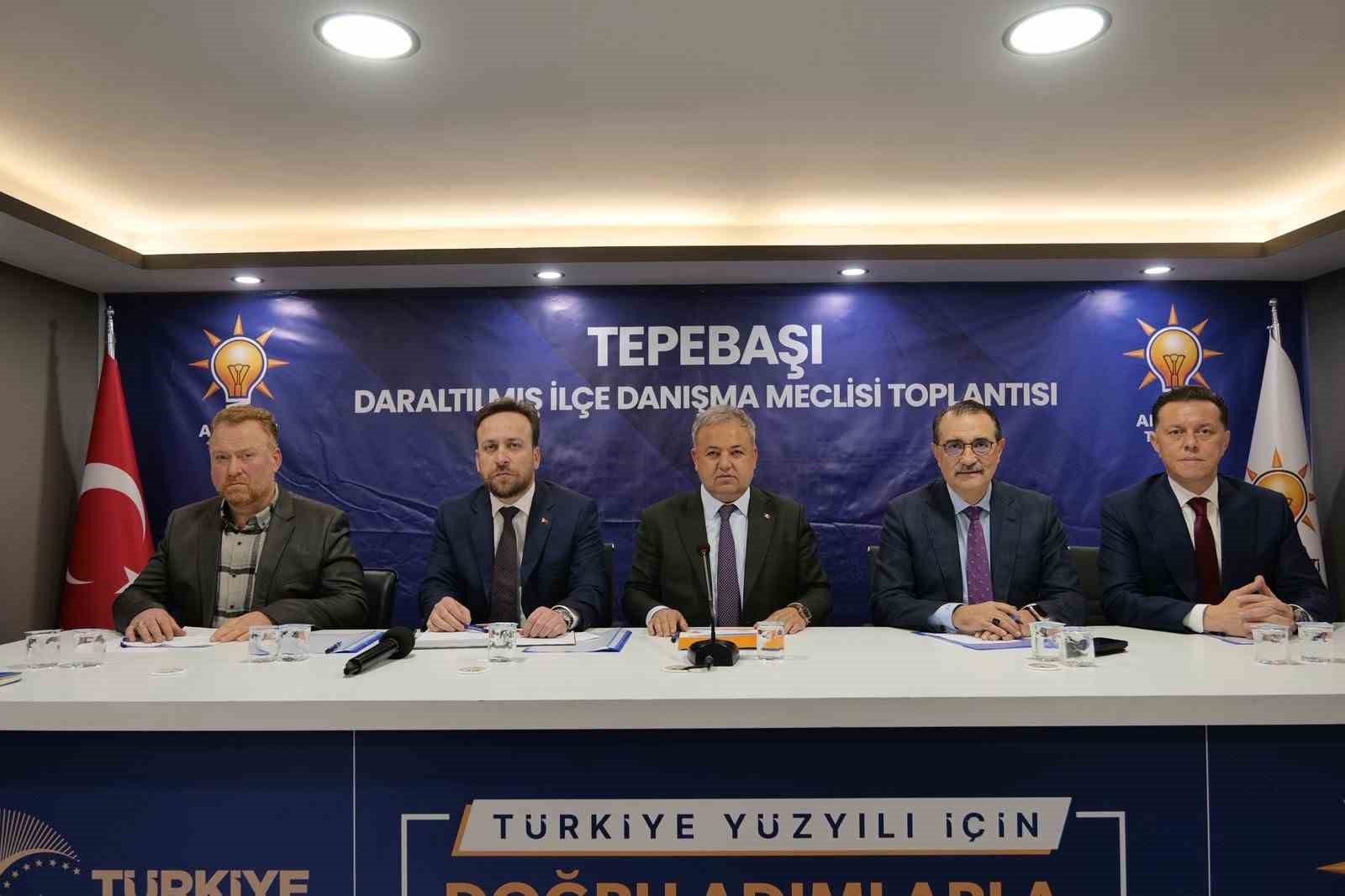 AK Parti Tepebaşı İlçe Danışma Toplantısı düzenlendi