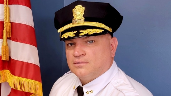 Who is Karl Jacobson and why did the New Haven police chief resign?