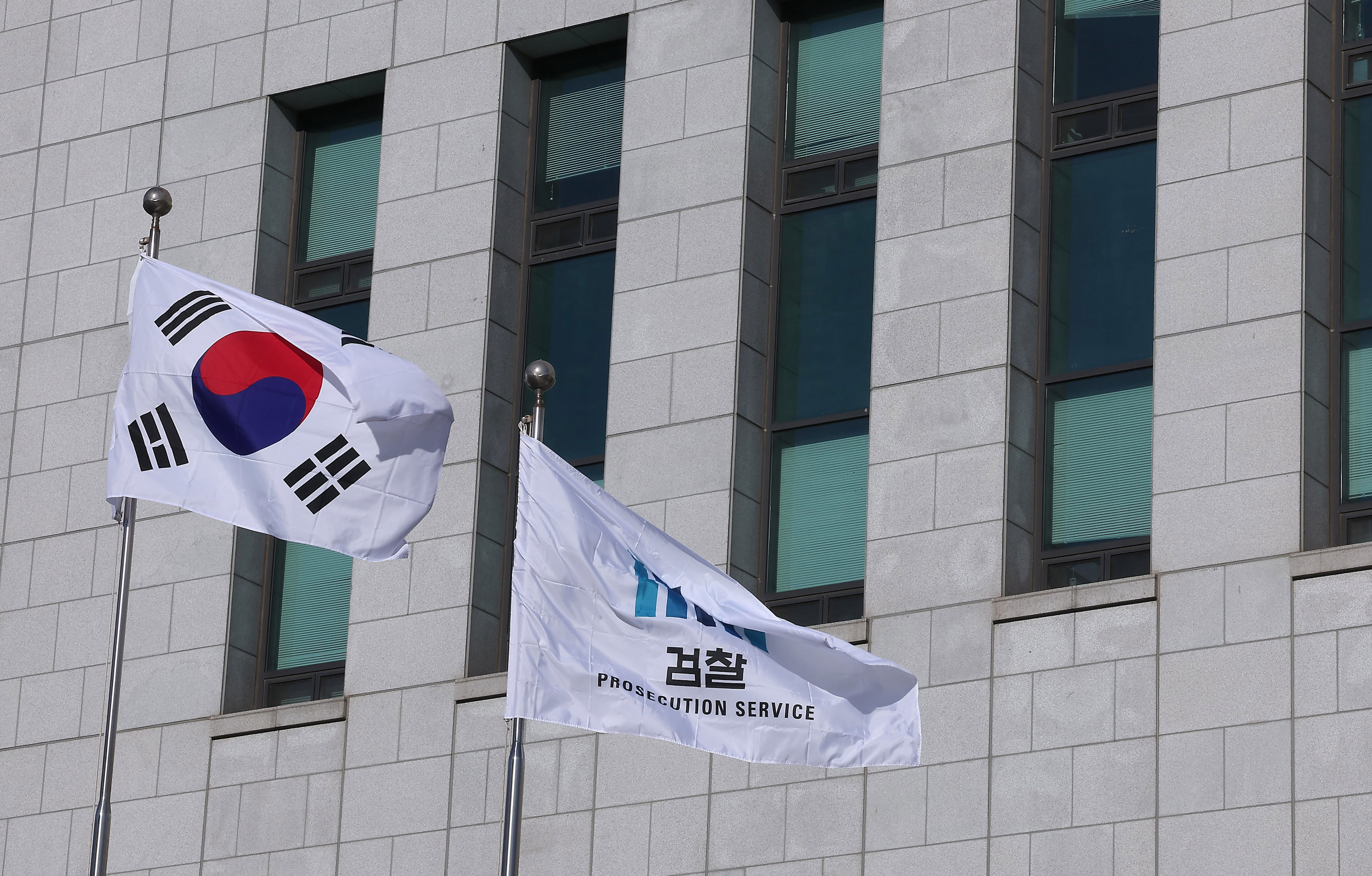 Exclusive: Prosecutors Kim Jeong-hwan, Lee Han-ul join religion ...