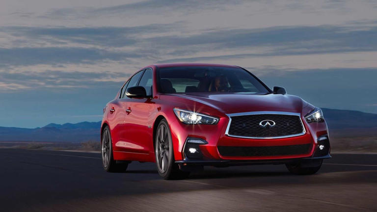 This 300-hp Volkswagen sedan is a $25k steal everyone ignores for SUVs