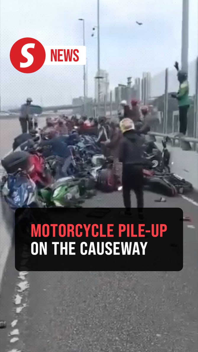 Five motorcyclists injured in Johor-Singapore causeway pile-up