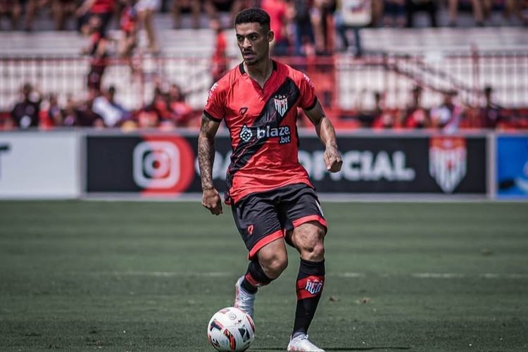 3 kelebihan Jefferson Silva! Calon bek kiri Persebaya Surabaya yang ...