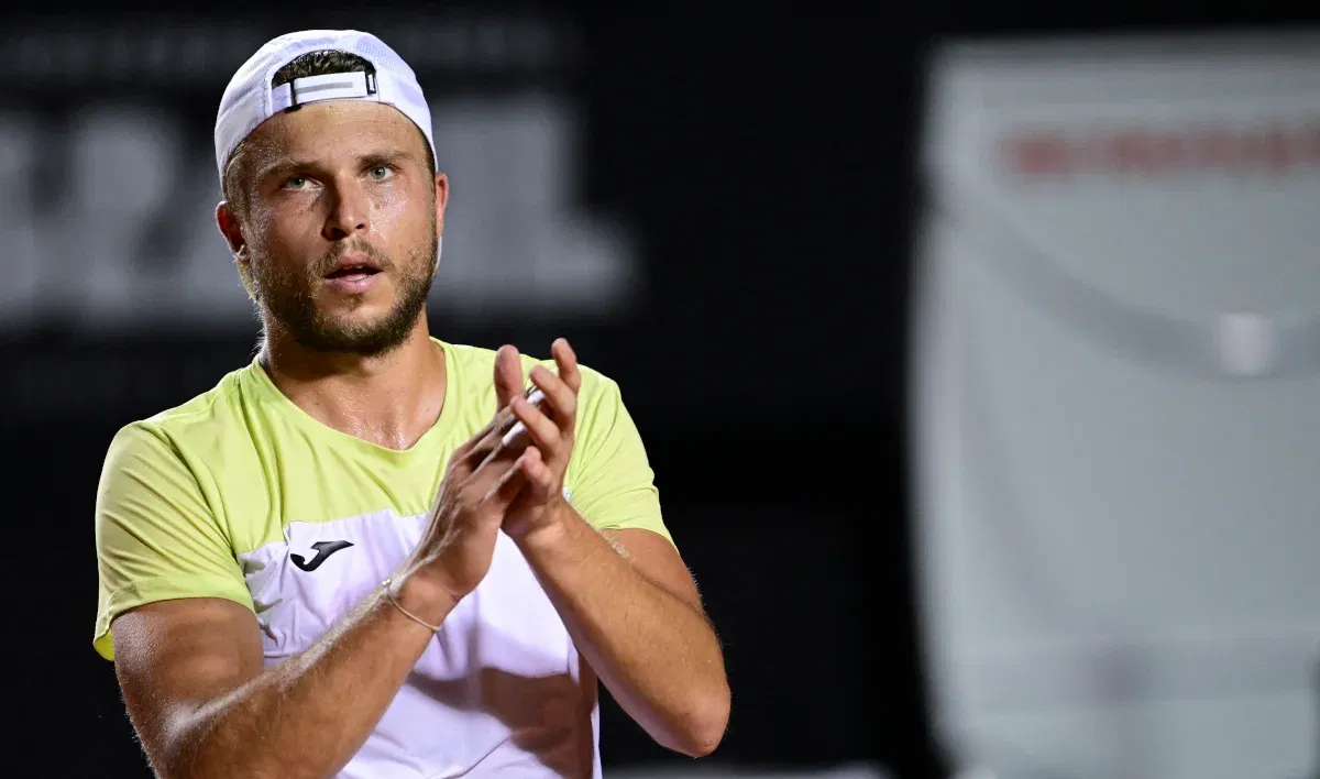 Alexandre Muller slaat hard toe in Hong Kong: 'De titelverdediging is ...