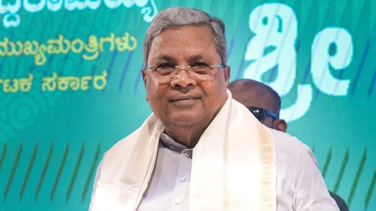 Coincidence, not ambition: Siddaramaiah matches Devaraj Urs' chief ...