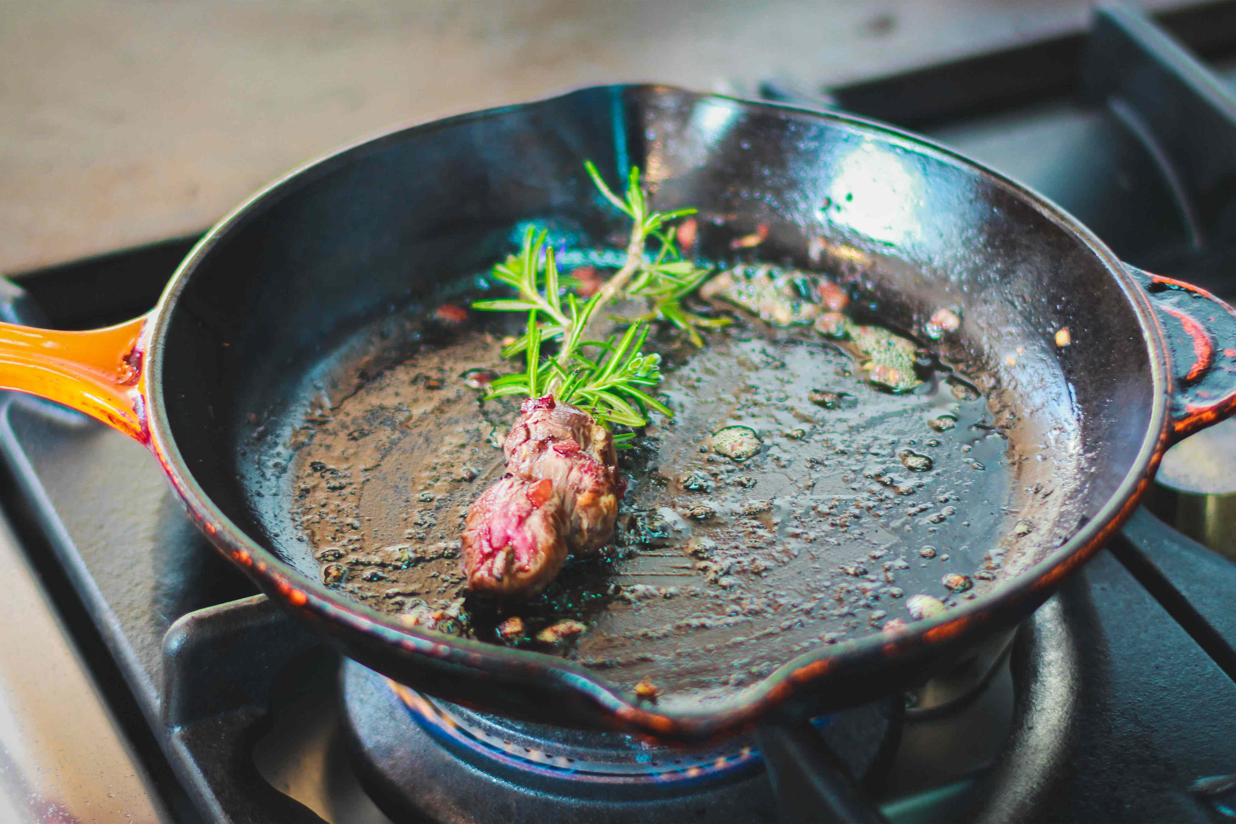 You’re cleaning your cast iron skillet wrong — all the chefs we spoke ...