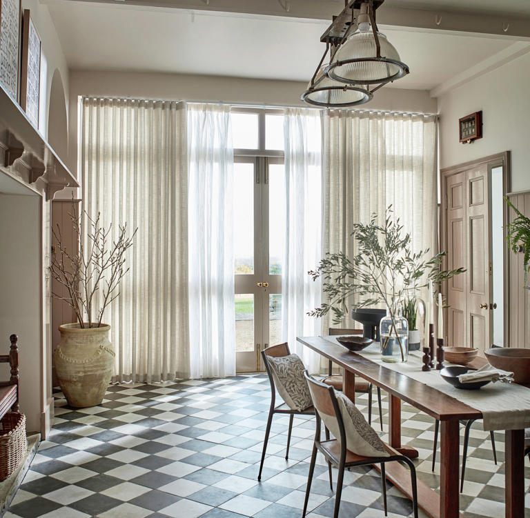 How to layer window dressings like a designer