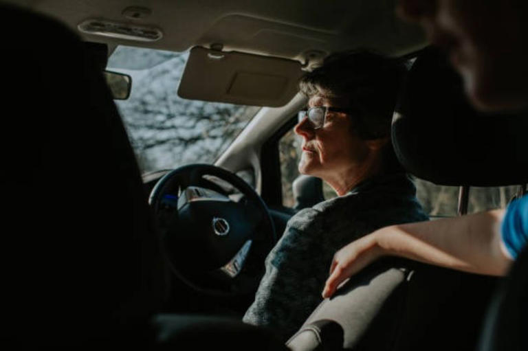 Drivers over 70 could face mandatory eyesight tests every 3 years