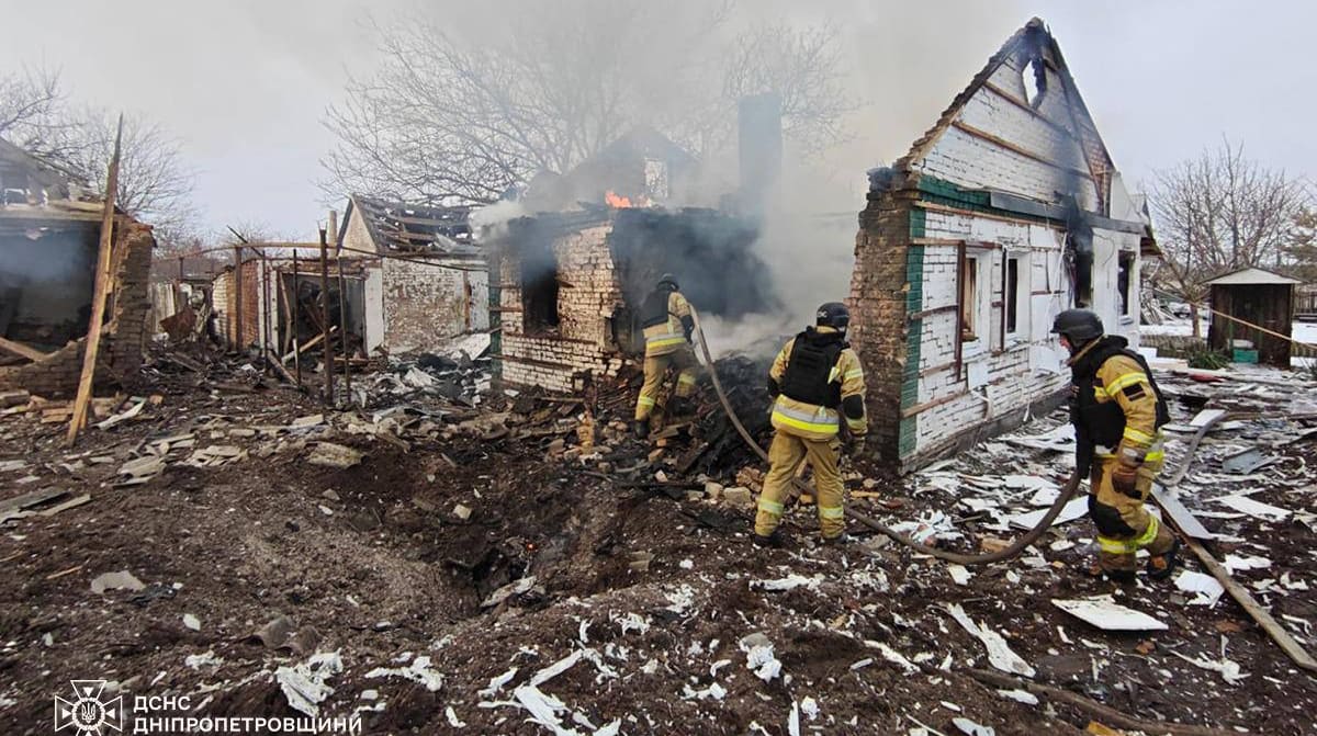 Russian forces launch 61 attack drones at Ukraine overnight; 8 hit targets