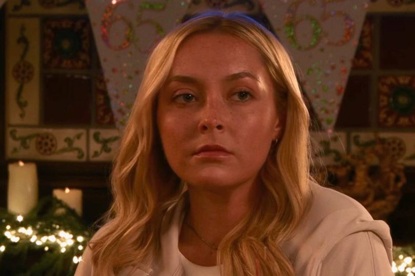 Coronation Street fans 'work out' Megan's baby father as pregnancy ...