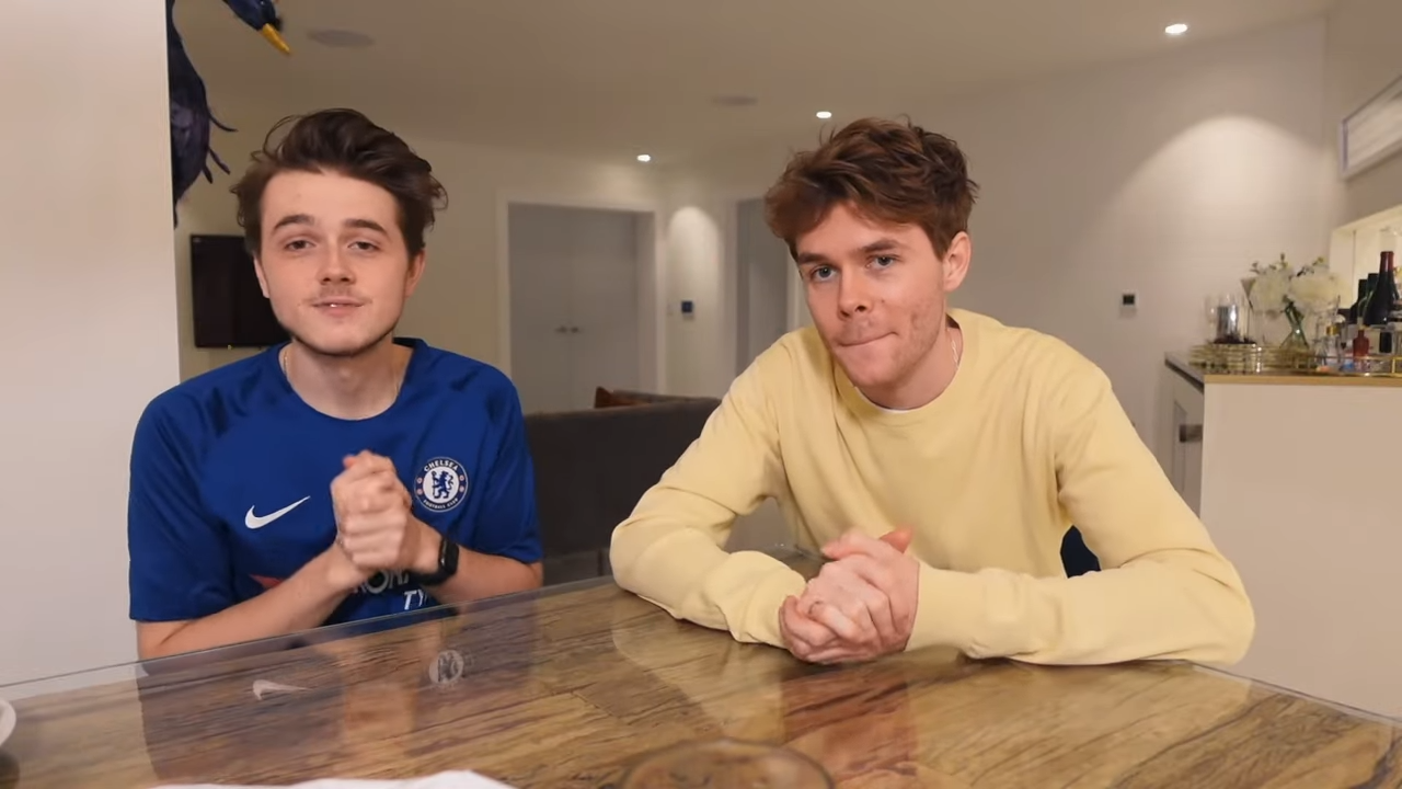 Testing the worst reviewed restaurant against the best reviewed