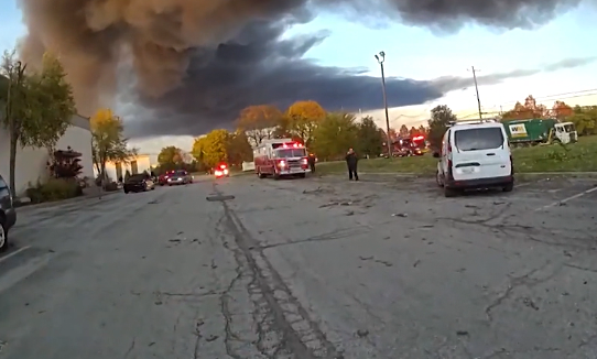 Police bodycam video shows aftermath of deadly UPS plane crash in ...