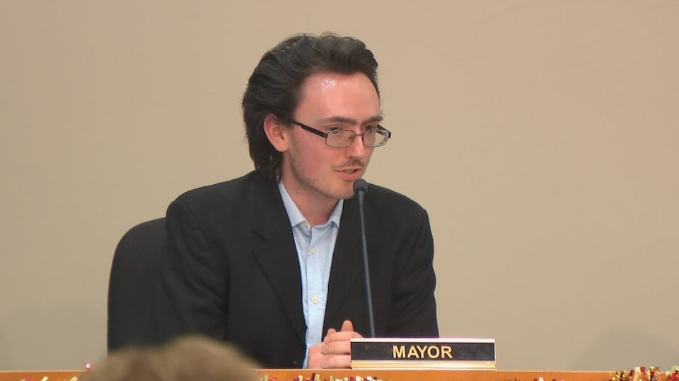 Carnegie swears in the youngest mayor in borough history