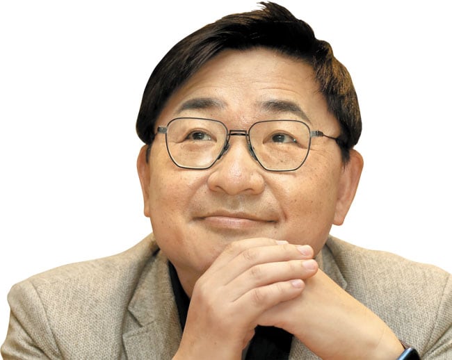 Van Gogh's spring blossom trees mark artistic dawn in Korea