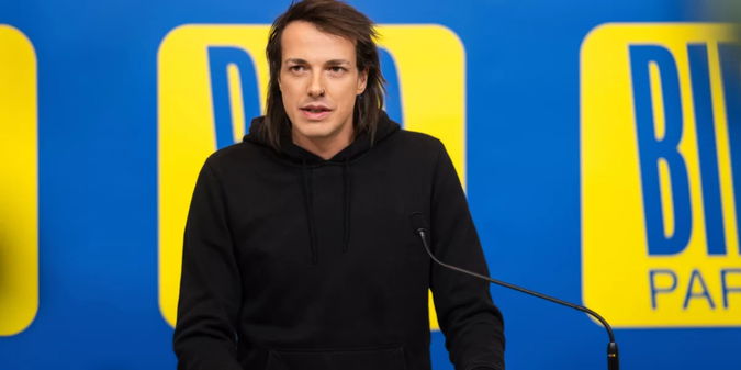 Nach Wahlkampf und Wahnsinn: Marco Pogo kehrt auf Grazer Bühne zurück