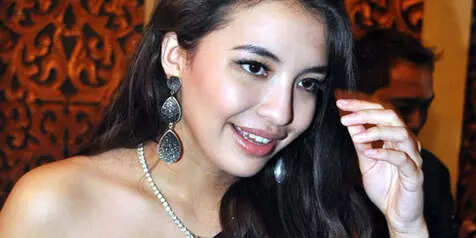 Royal marriage exposed: Indonesian model Manohara Odelia Pinot claims ...