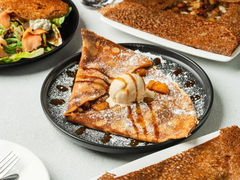 How a pandemic food donation turned into Crepe Glazik