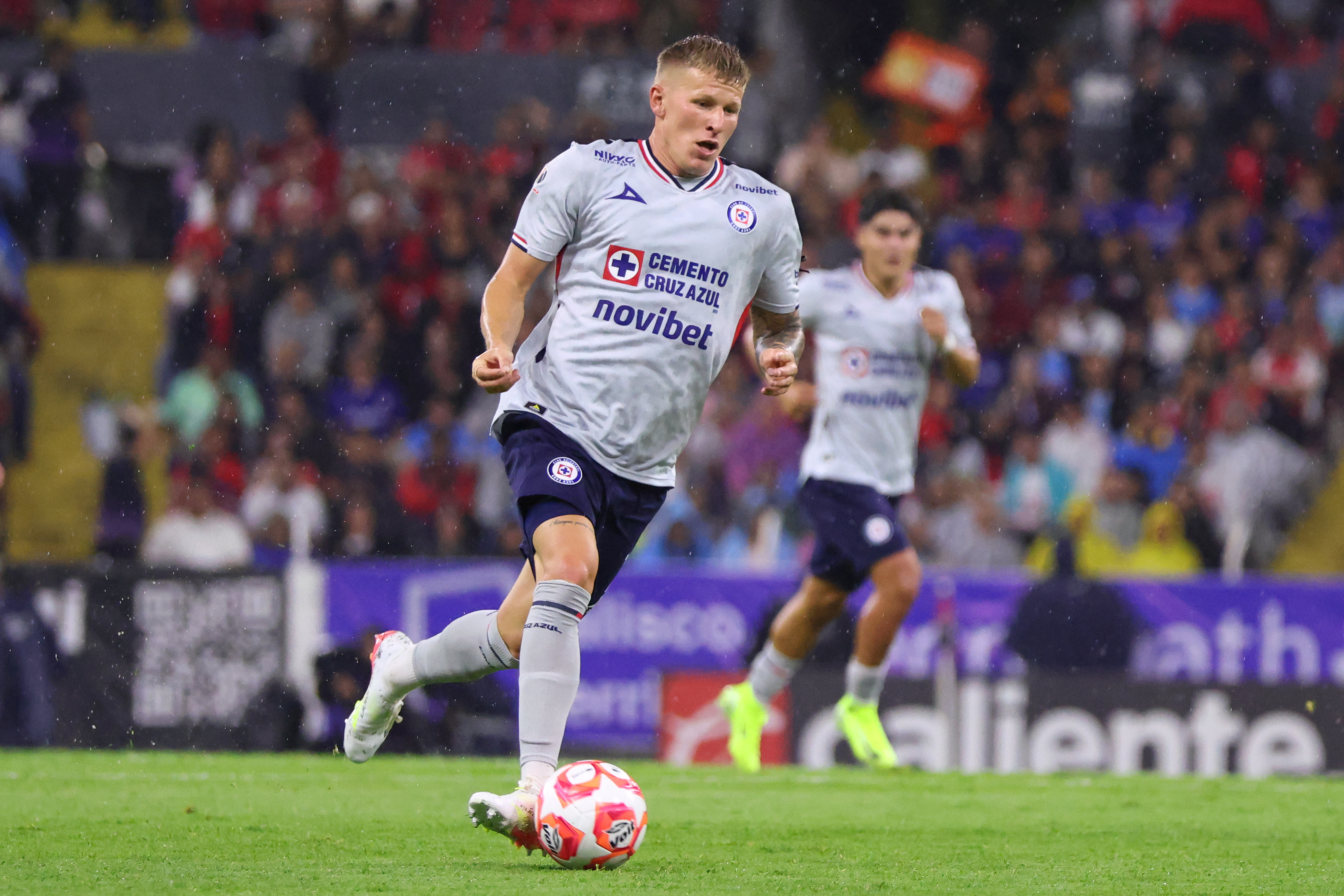 Celtic on transfer red alert as long-term target deploys ex-Hoops star ...