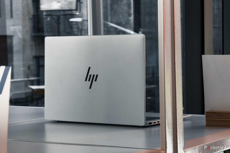 I went hands-on with HP's new AI laptops at CES, here's what you need ...