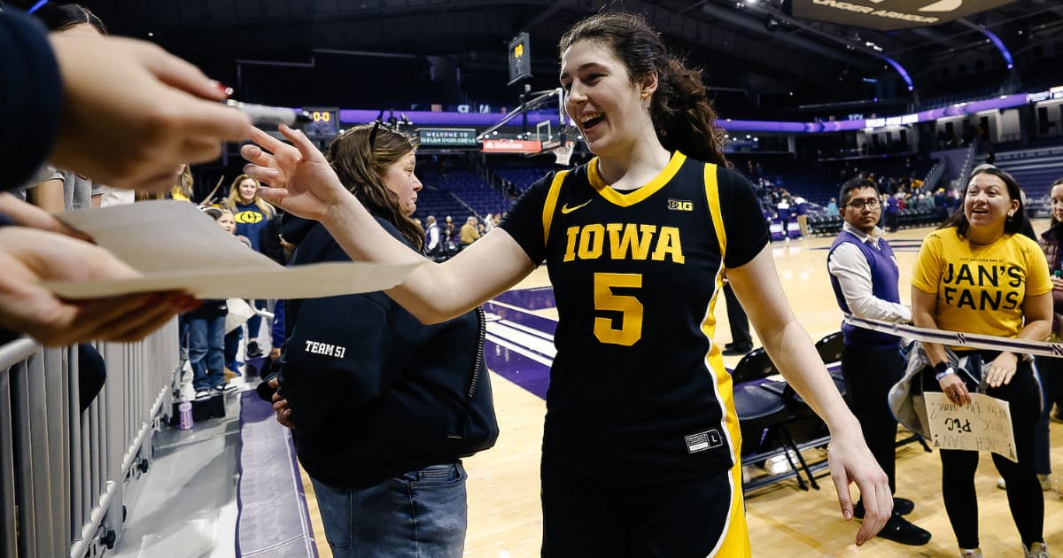 Hawkeyes grind out a sloppy win over Northwestern