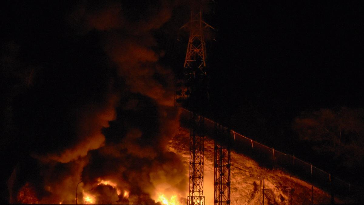 Ocho minutos y 32 muertos: así fue el fin de doce años de poder de ...