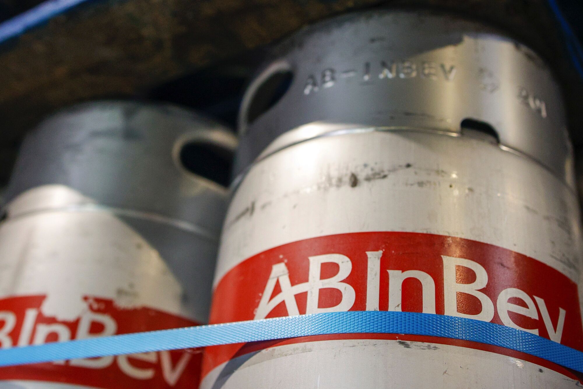 AB InBev buys back stake in US metal plants for $3 billion