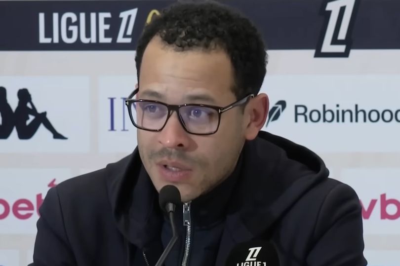 What Liam Rosenior said about Chelsea speaks volumes as backroom staff ...
