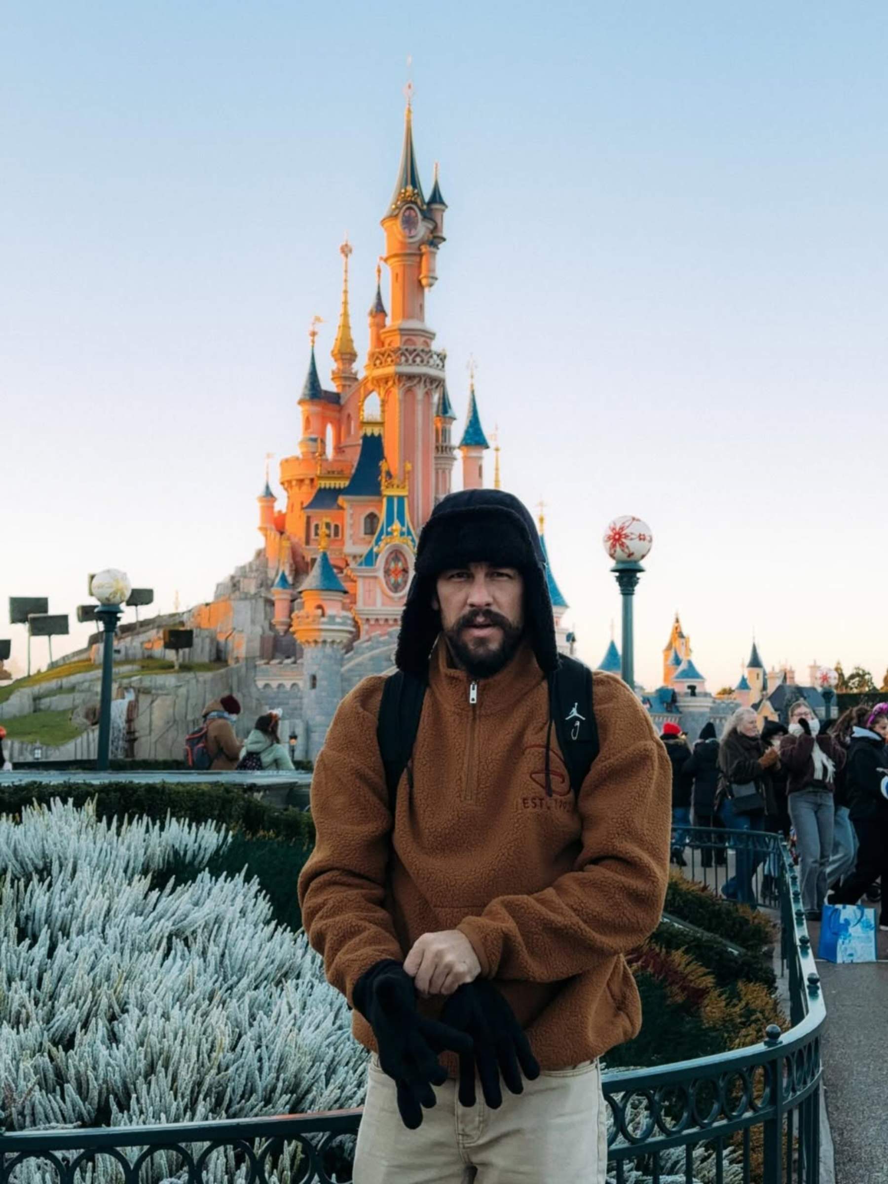 Mario Casas acaba con su discreción y confirma la relación con Melyssa ...