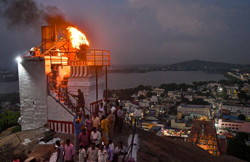 Madras HC upholds ruling allowing lighting of deepam on ...