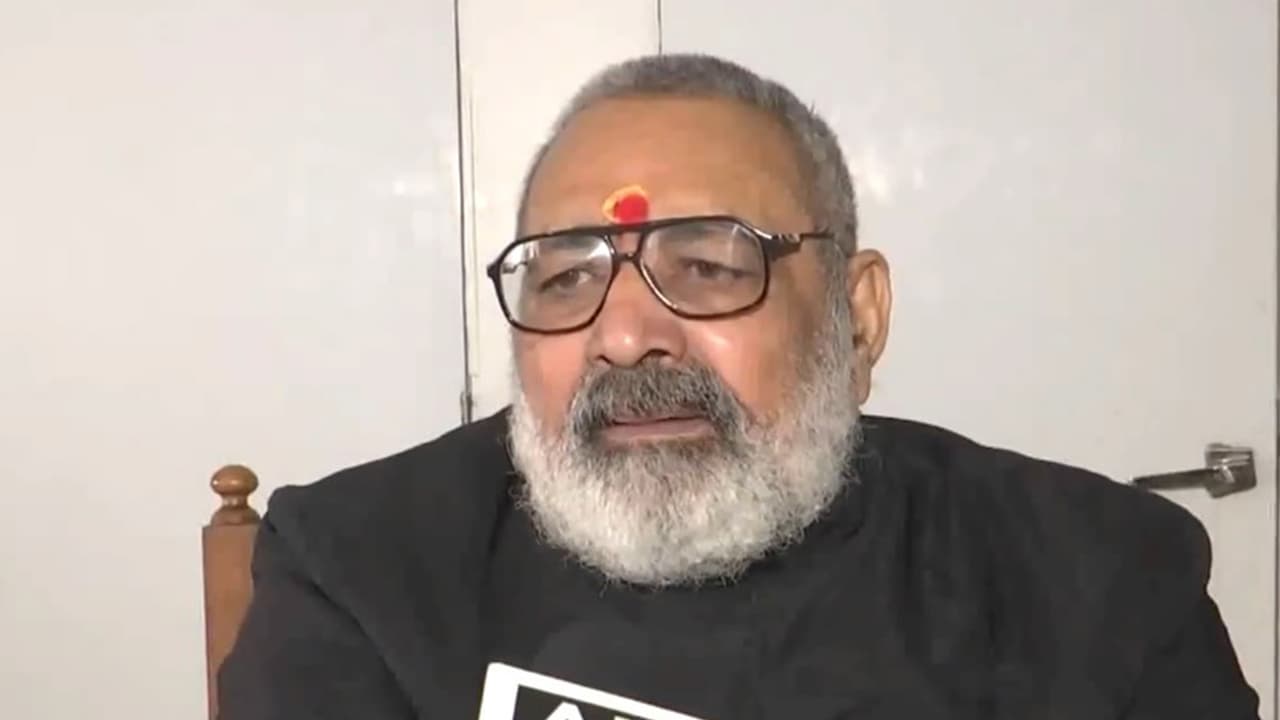 JNU a hub for 'tukde-tukde gang', says Union Minister Giriraj Singh