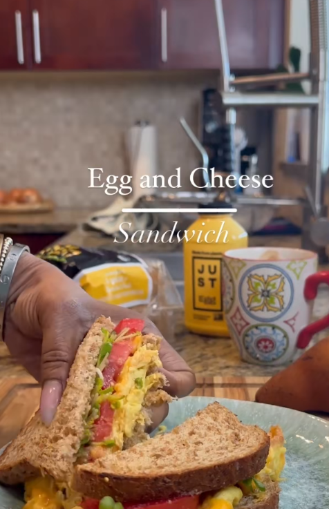 Vegan egg & cheese sandwich | Easy plant-based breakfast recipe