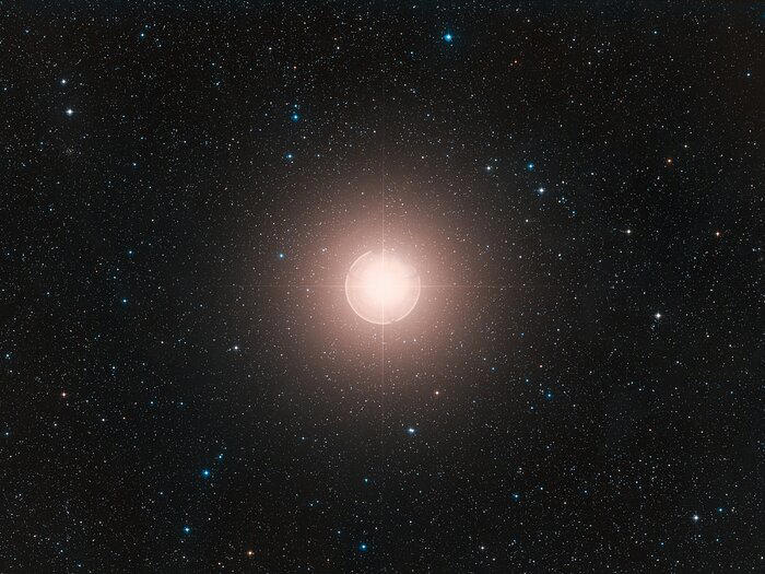 Hubble telescope makes big discovery around Betelgeuse star that could ...