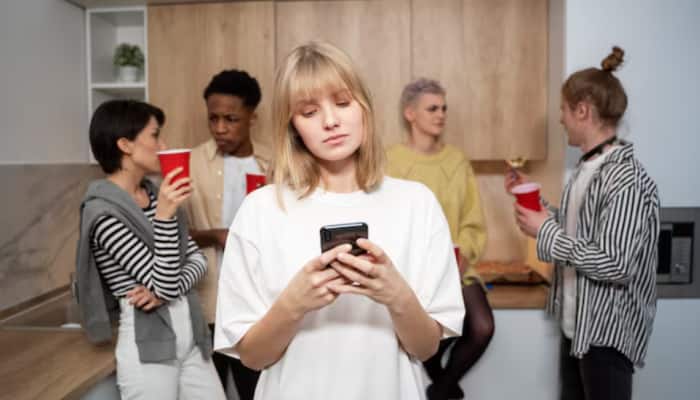 Why Oversharing Can Backfire? 7 Personal Things You Should Always Keep ...