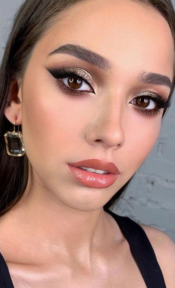 5 inspirasi eye makeup look untuk night out, tampil stunning!