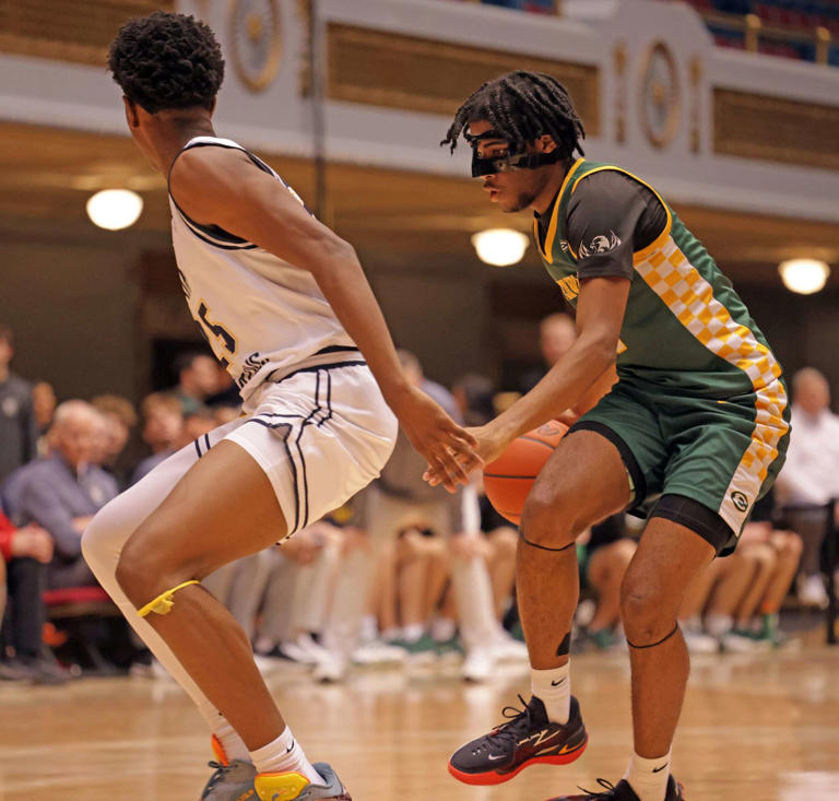 Cleveland.com boys basketball top 25: Where do St. Ignatius, St. Edward ...