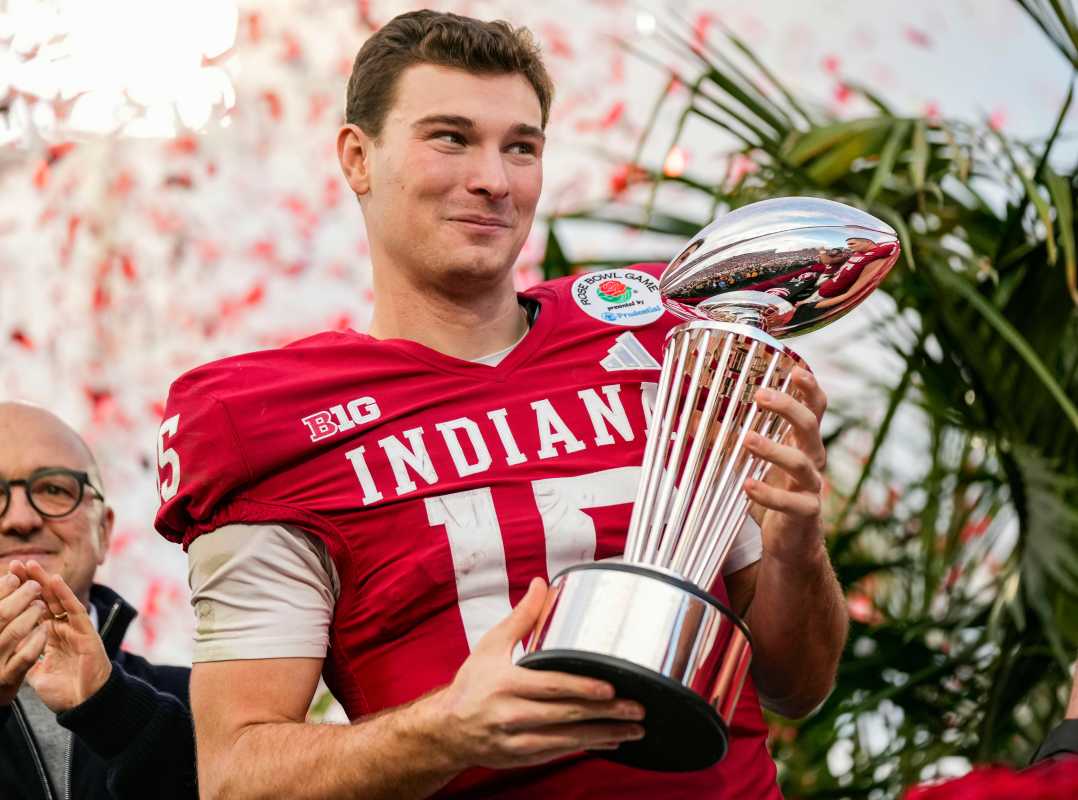 Fernando Mendoza’s mom Elsa inspired $150,000 move by Indiana QB