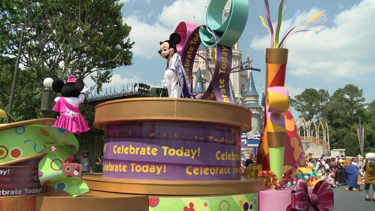 Disney World faces sixth death, new safety concerns