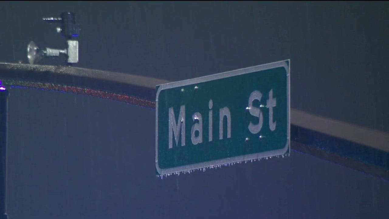 Live updates | MN weather: Rainy, slick morning on Twin Cities roads