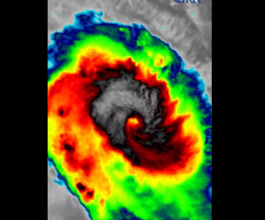 Watch eye of tropical cyclone Hayley develop in Western Australia