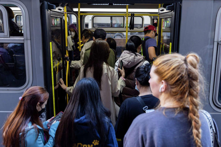 Yes, Muni buses are slow. But they're also more efficient than you ...